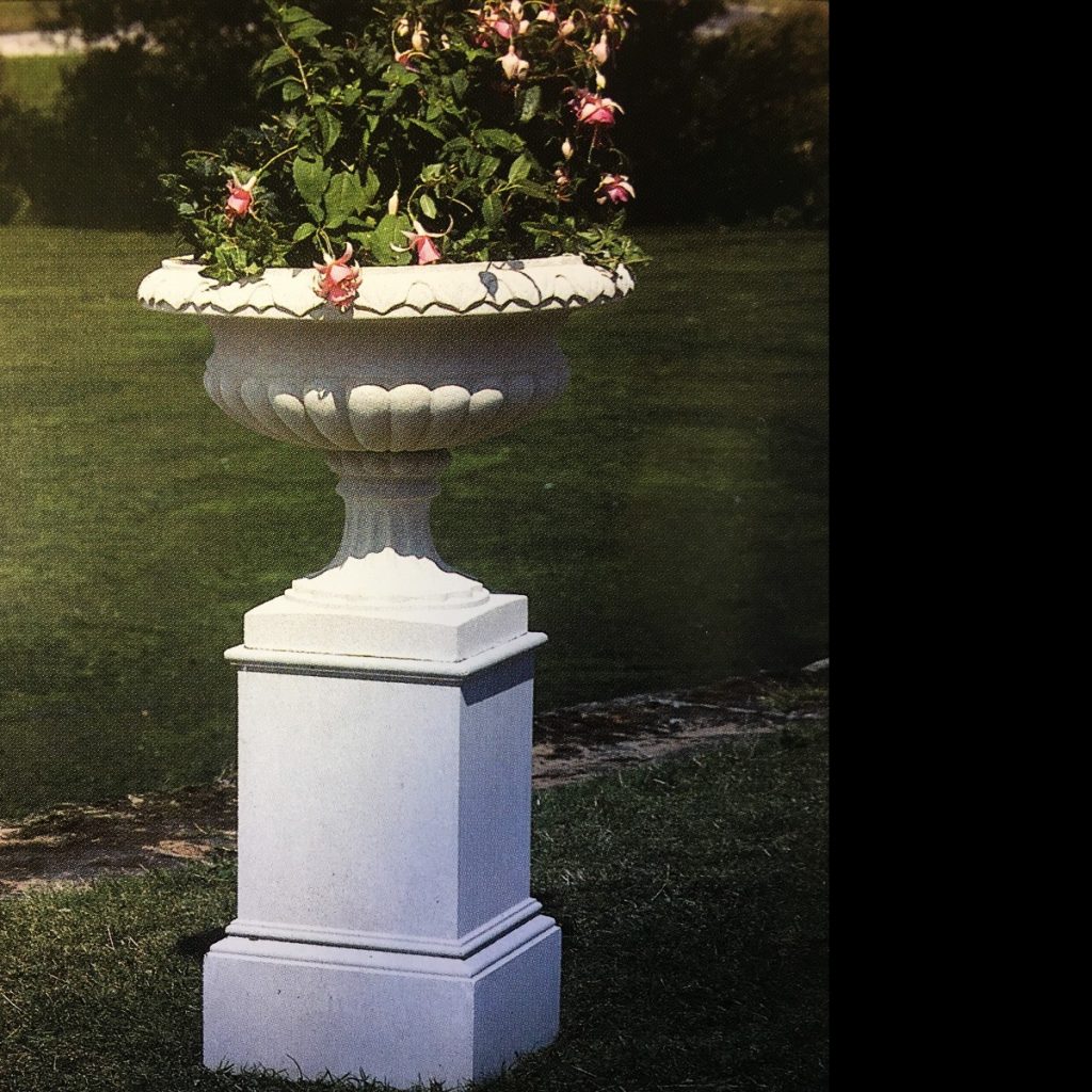 Regency Pedestal